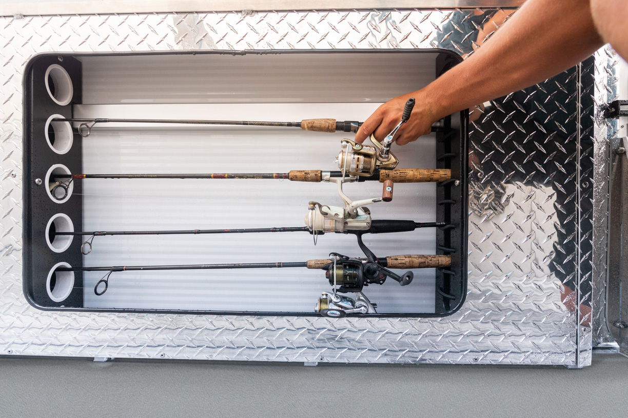 Build A Boat | Angler Qwest Pontoons